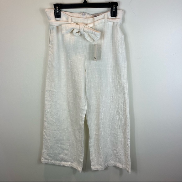 Rhythm. | Pants & Jumpsuits | Rythm Made For Adventure Malta Capri ...